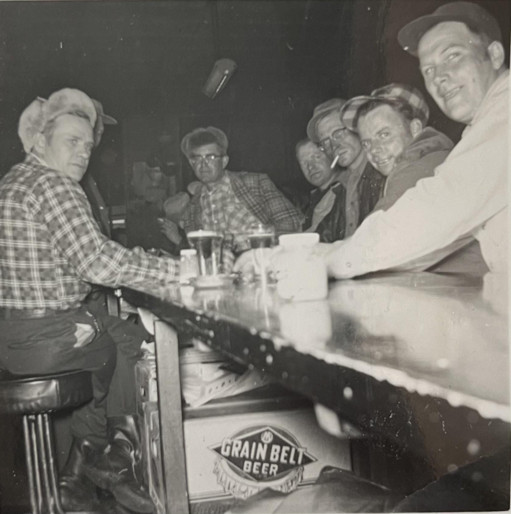 Bar Scene. 1950s? - USLUCK