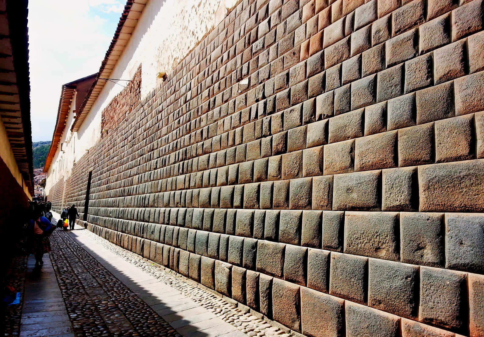 The original Inca walls of Calle Loreto in Cusco, once part of Amaru ...
