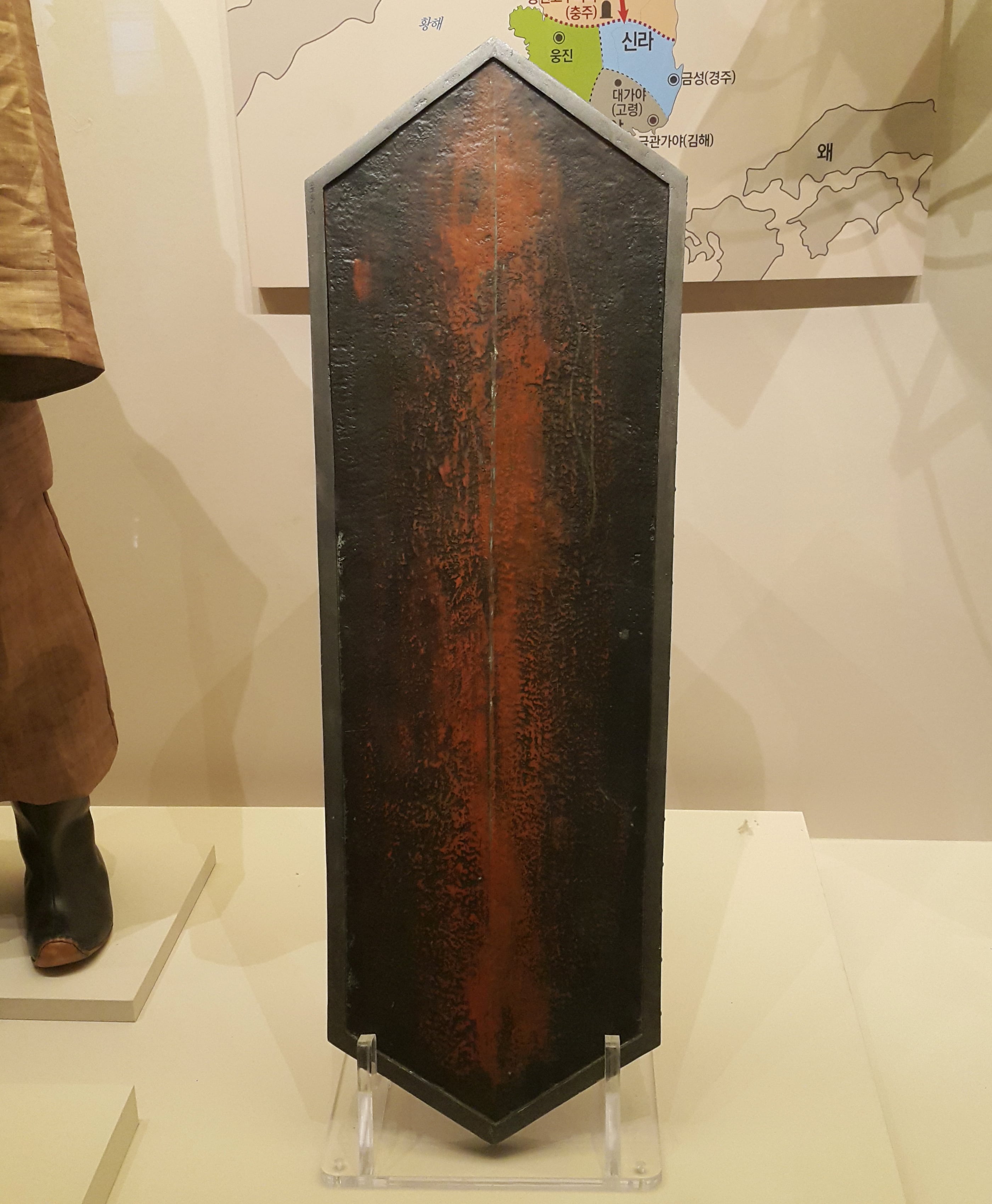 Long shield. Korea, Kingdom of Goguryeo, 4th century AD [2800x3400 ...