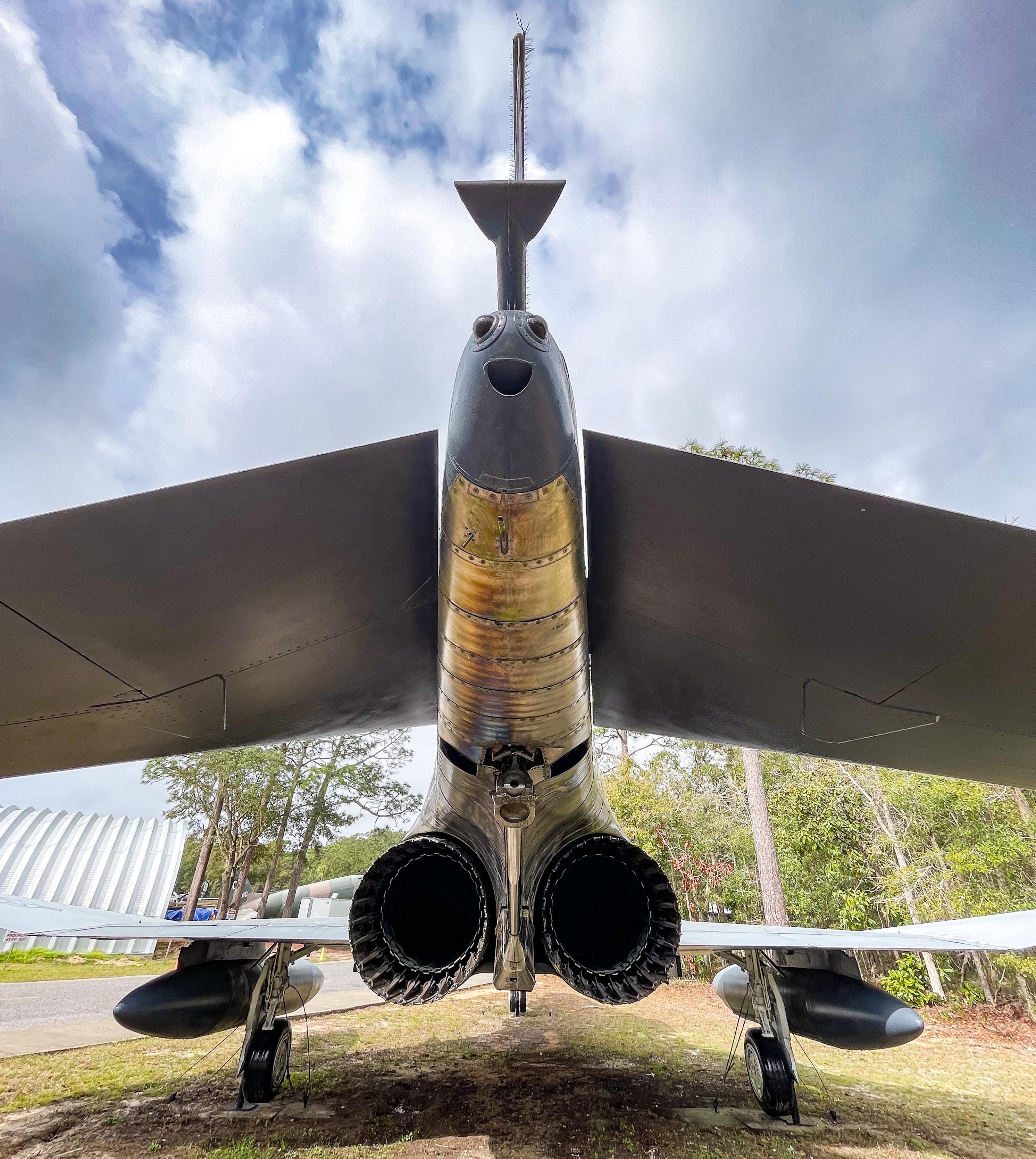 The drag chute of this US fighter jet (F4 Phantom II) is shaped like a ...