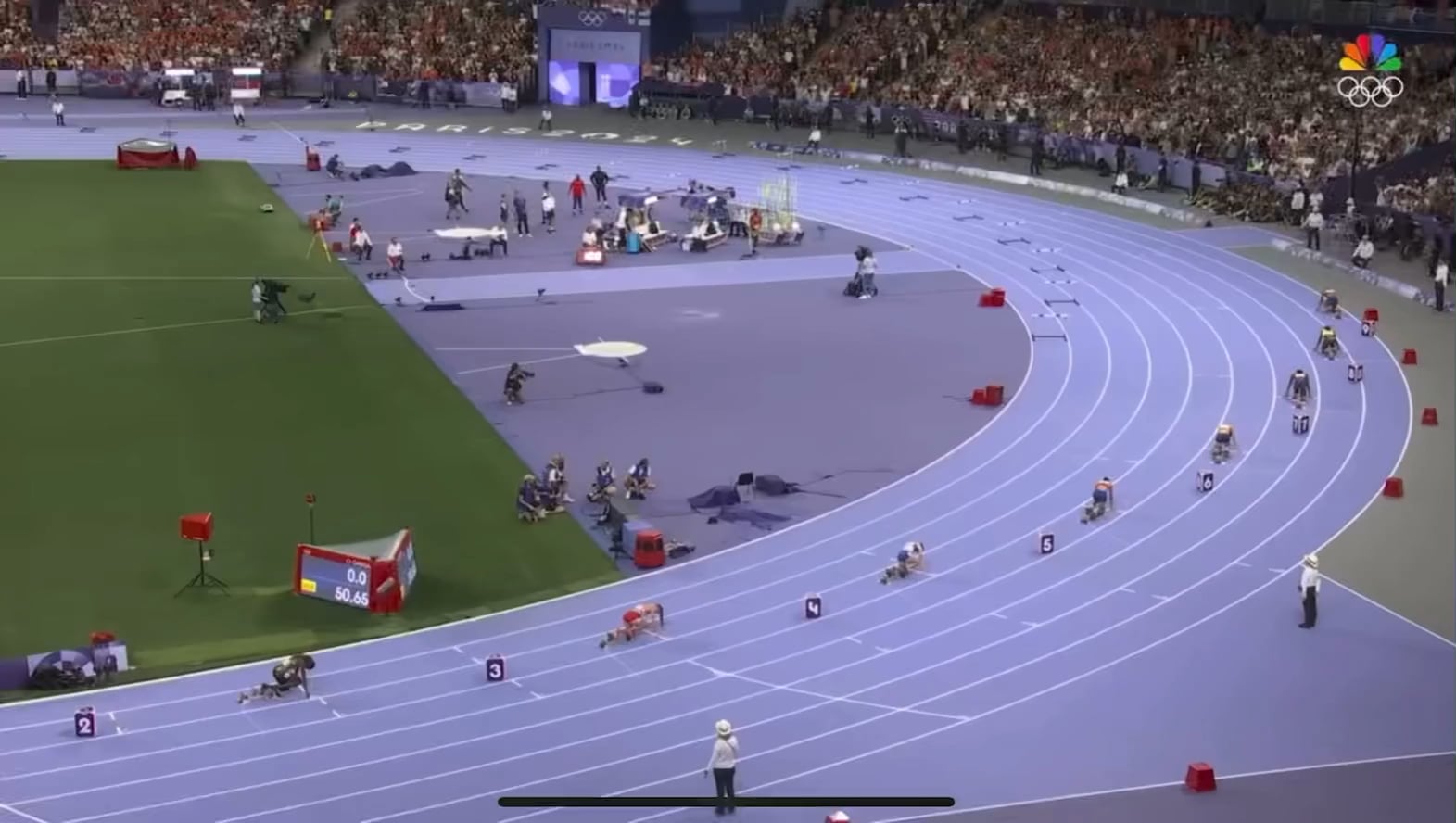 U.S athlete Sydney McLaughlin-Levrone breaks her own World Record and ...